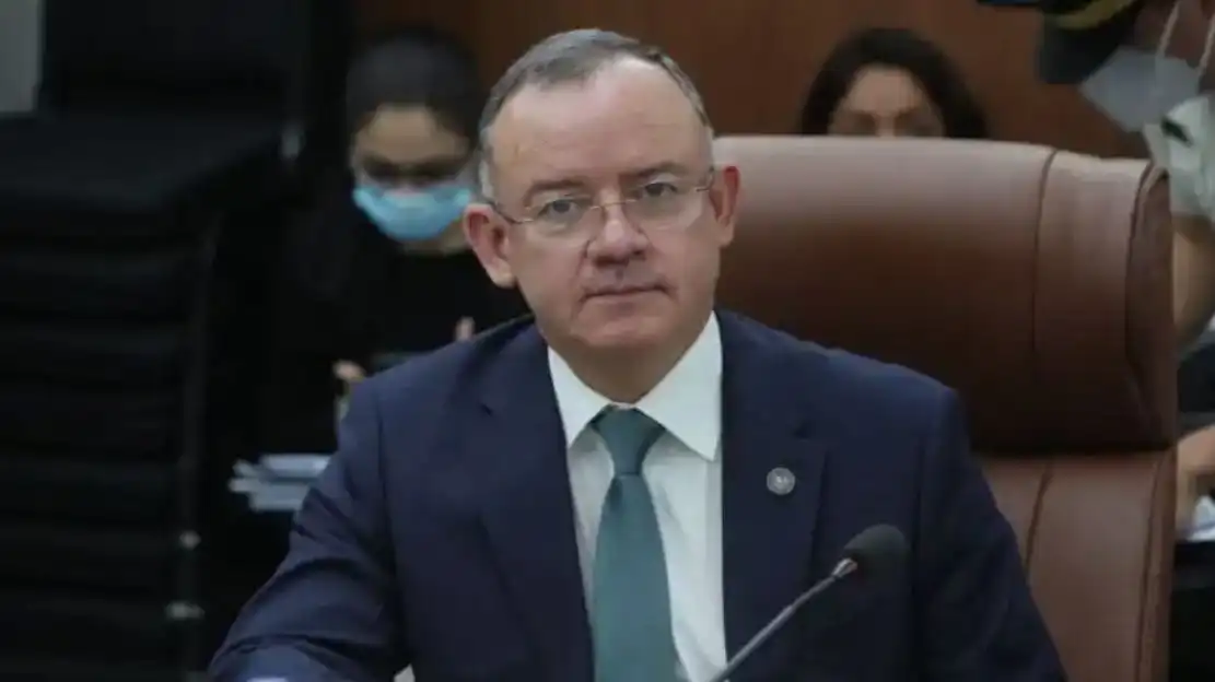 El Caso de David Napoleón Barrientos y la Crisis Democrática en ...